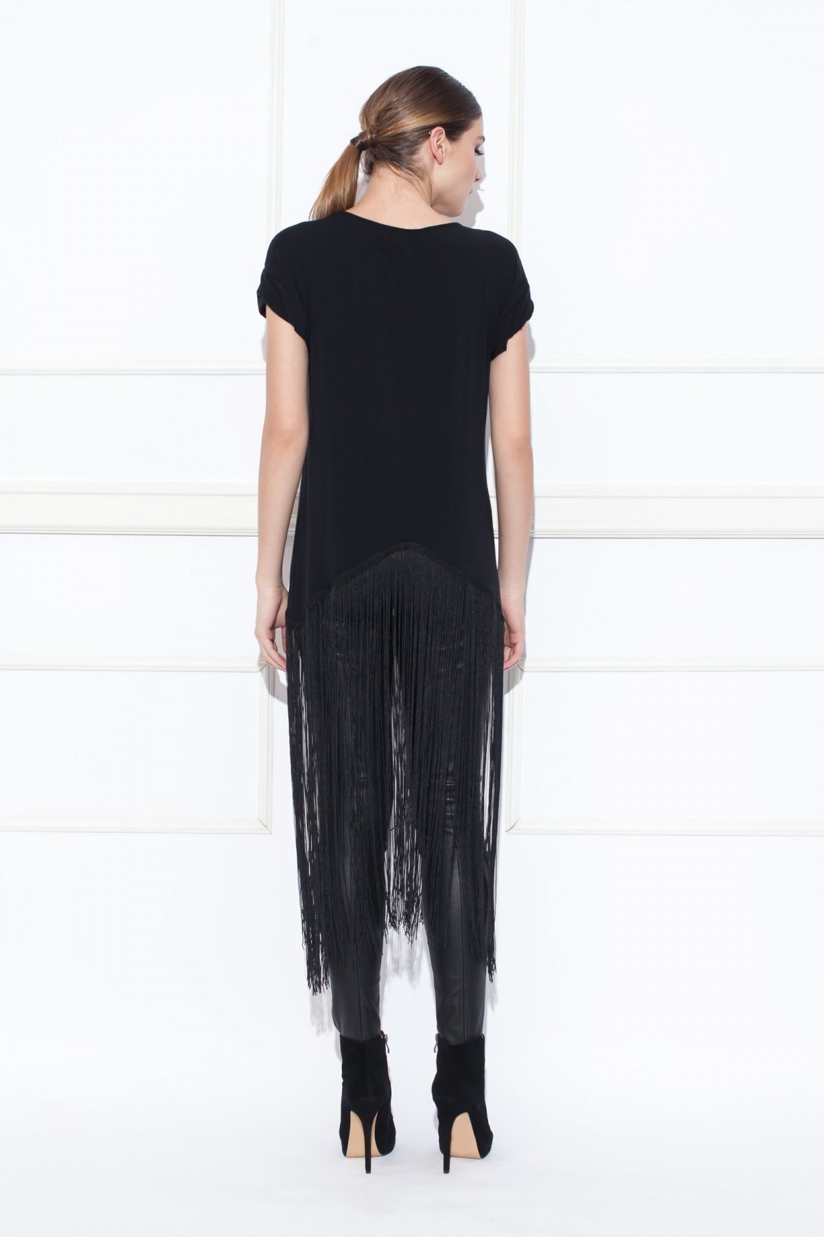 Top negru cu franjuri | TOP8877 | NISSA