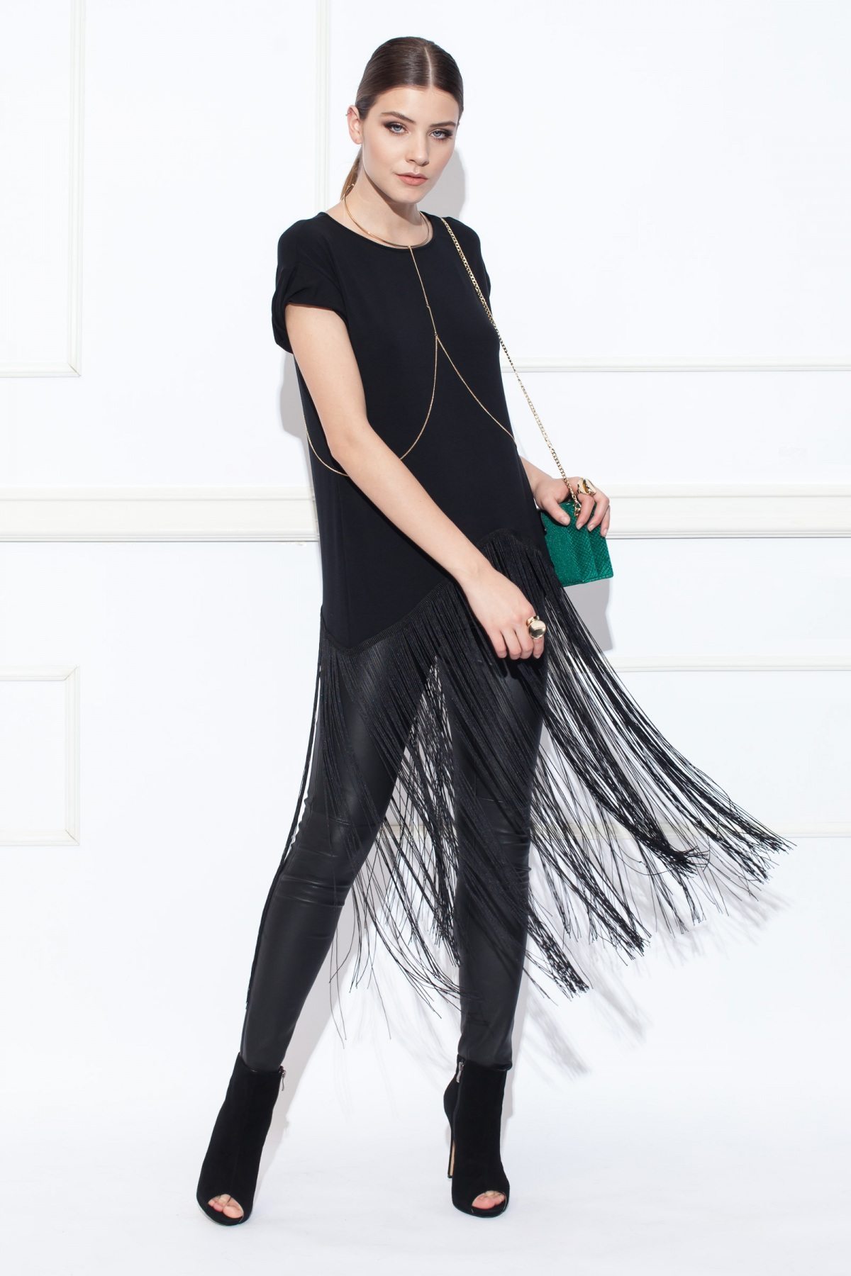 Top negru cu franjuri | TOP8877 | NISSA